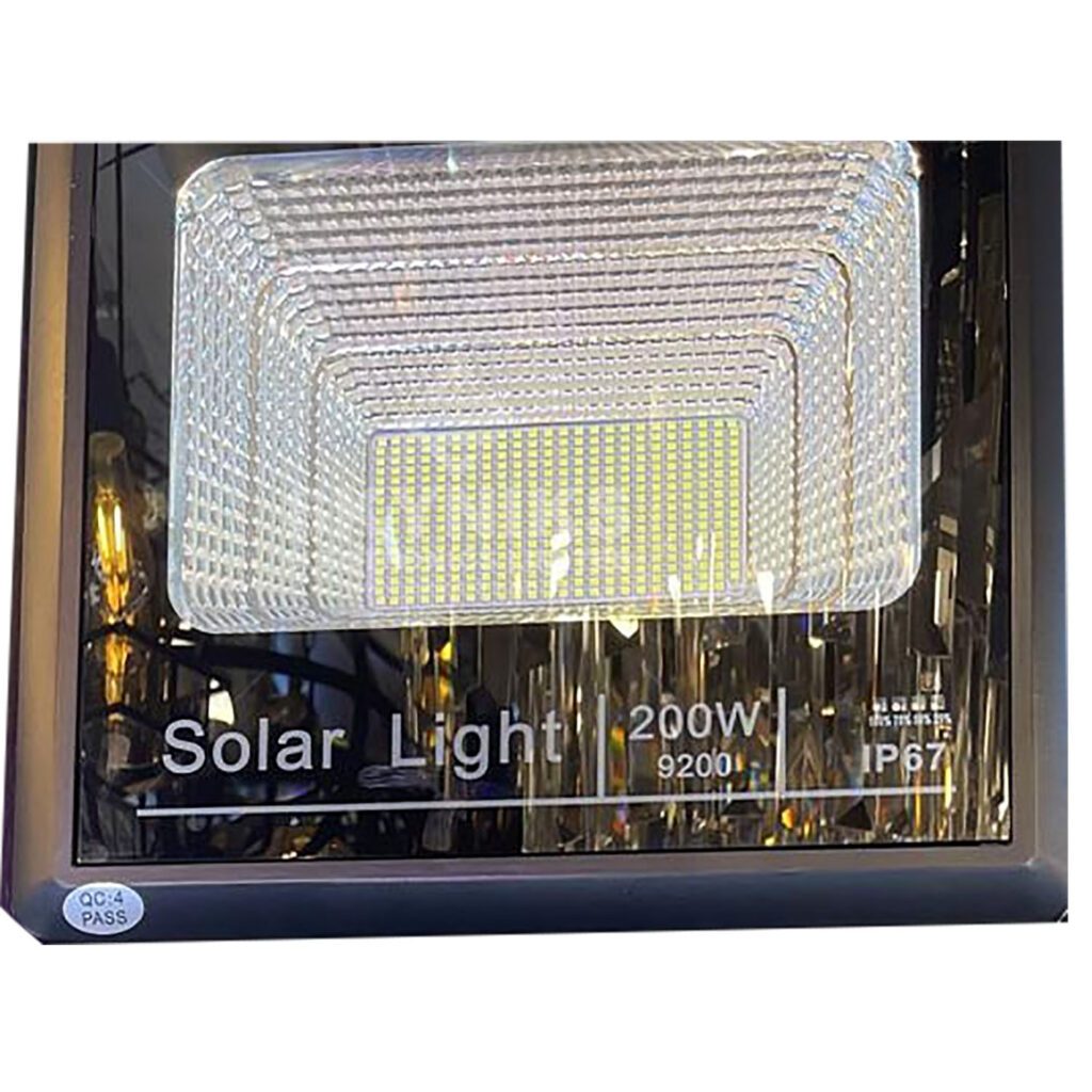 200 Watts Solar Flood Lights - Skyniks